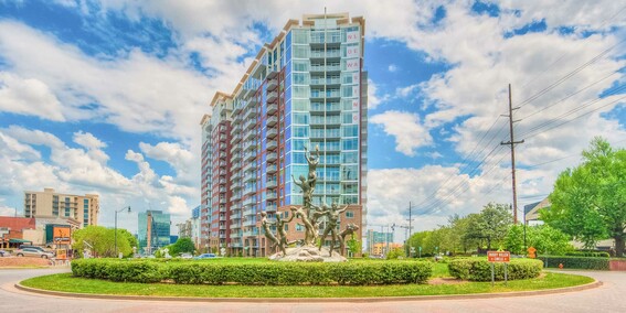Midtown tower overlooking Musica sells for about $185M. Houston company ...